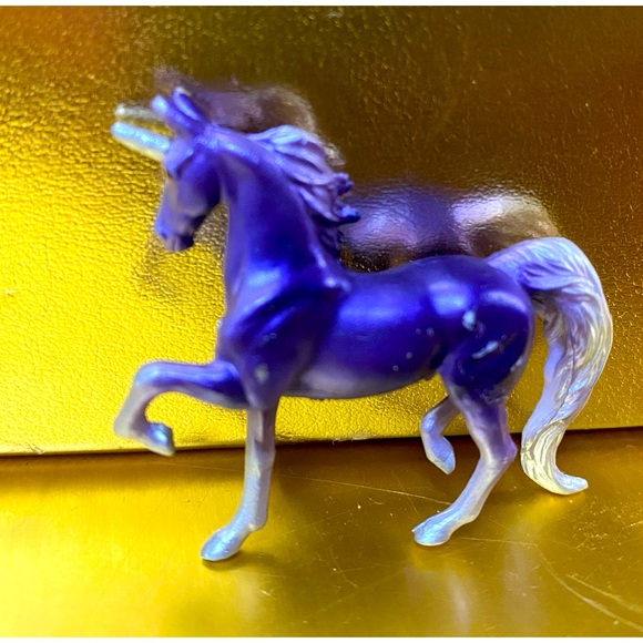 Breyer | Toys | Breyer Mini Whinnies Unicorn Surprise Horse Vtg 9s ...